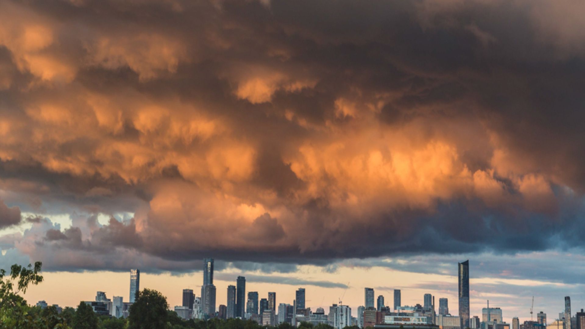 Contribution: Intelligent Circular Rainfall Retention and Reuse