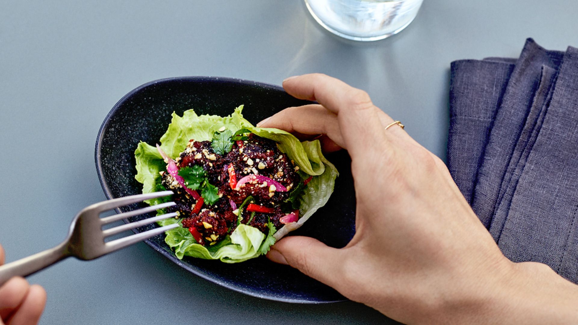 Contribution: Sustainable cell-cultured meat at scale