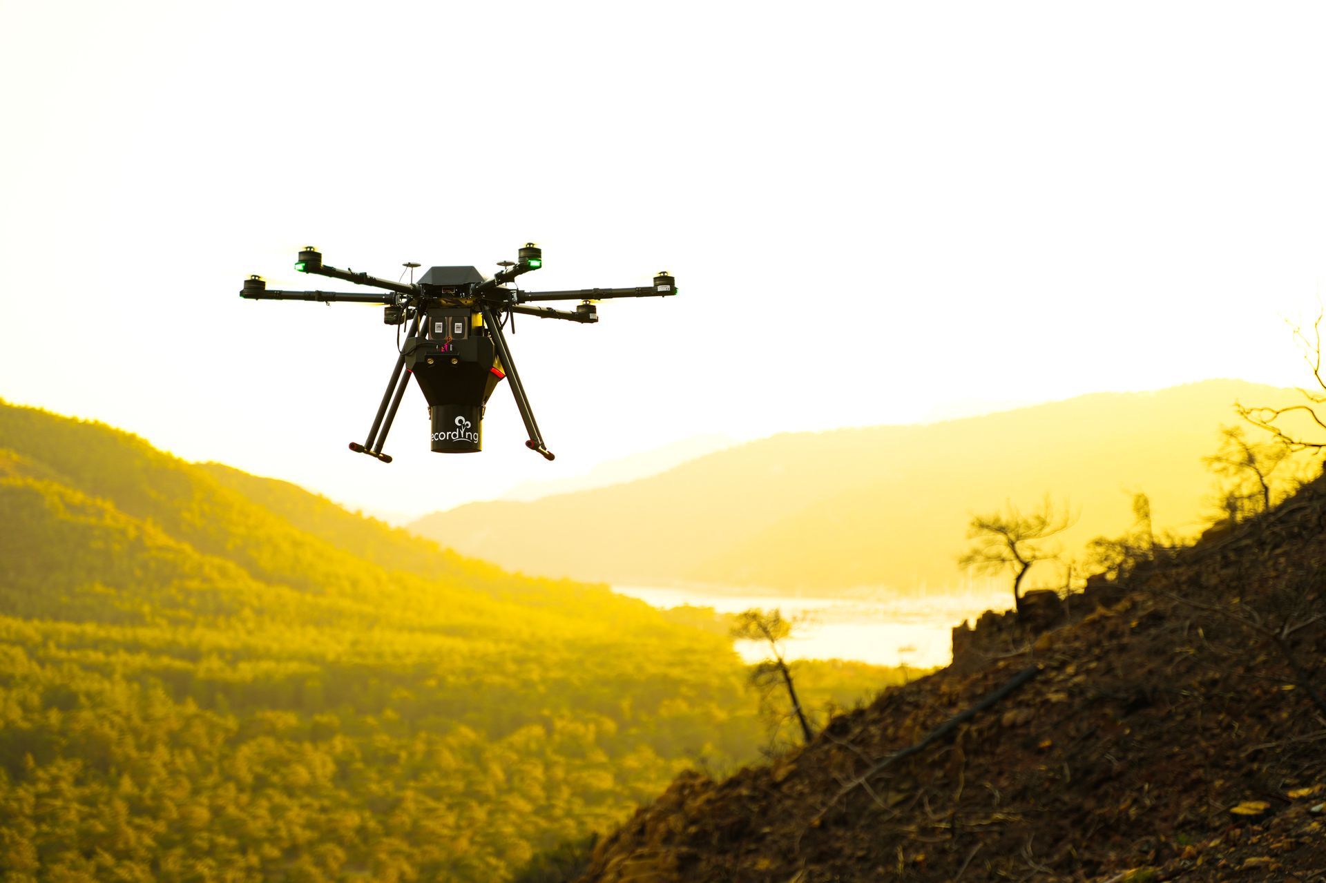 ecording: Supporting forestration with unmanned aerial vehicles: ecoDrone - UpLink - Contribution