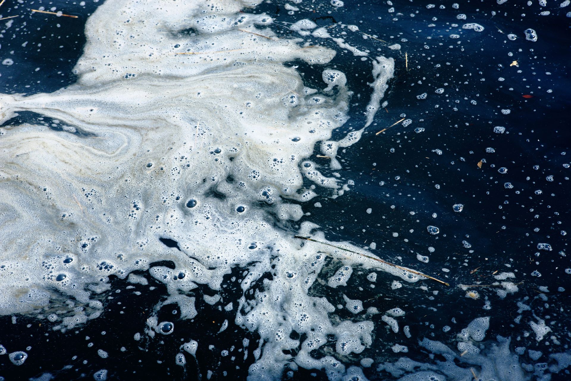 Tackling Water Pollution Challenge - UpLink - Challenge