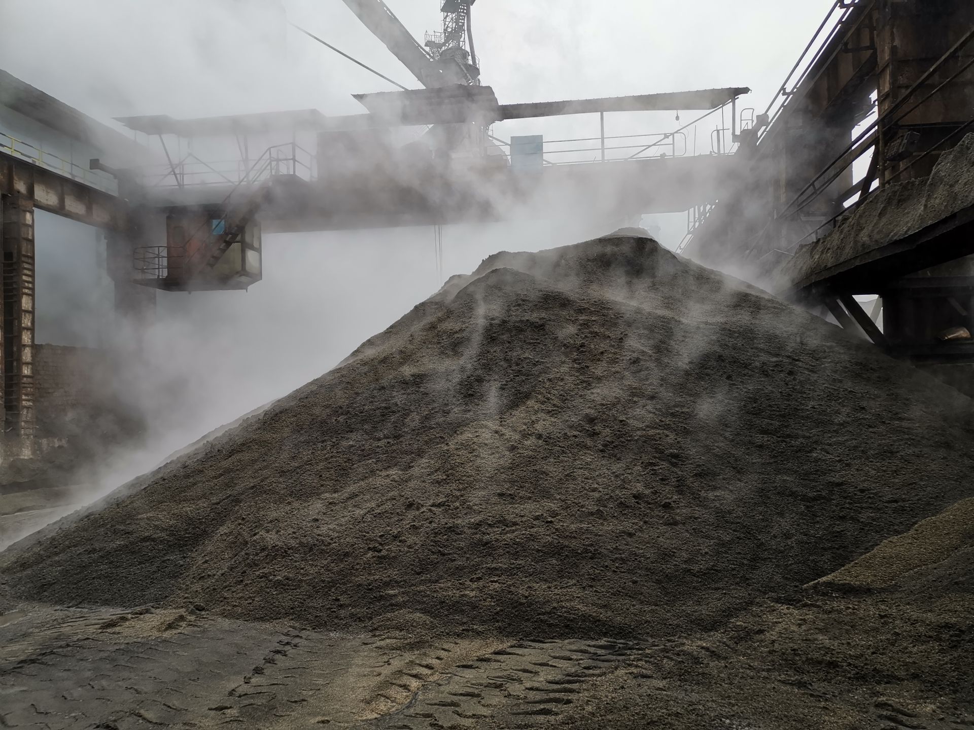 Avertana: Closing the loop - from waste slag to essential raw materials ...