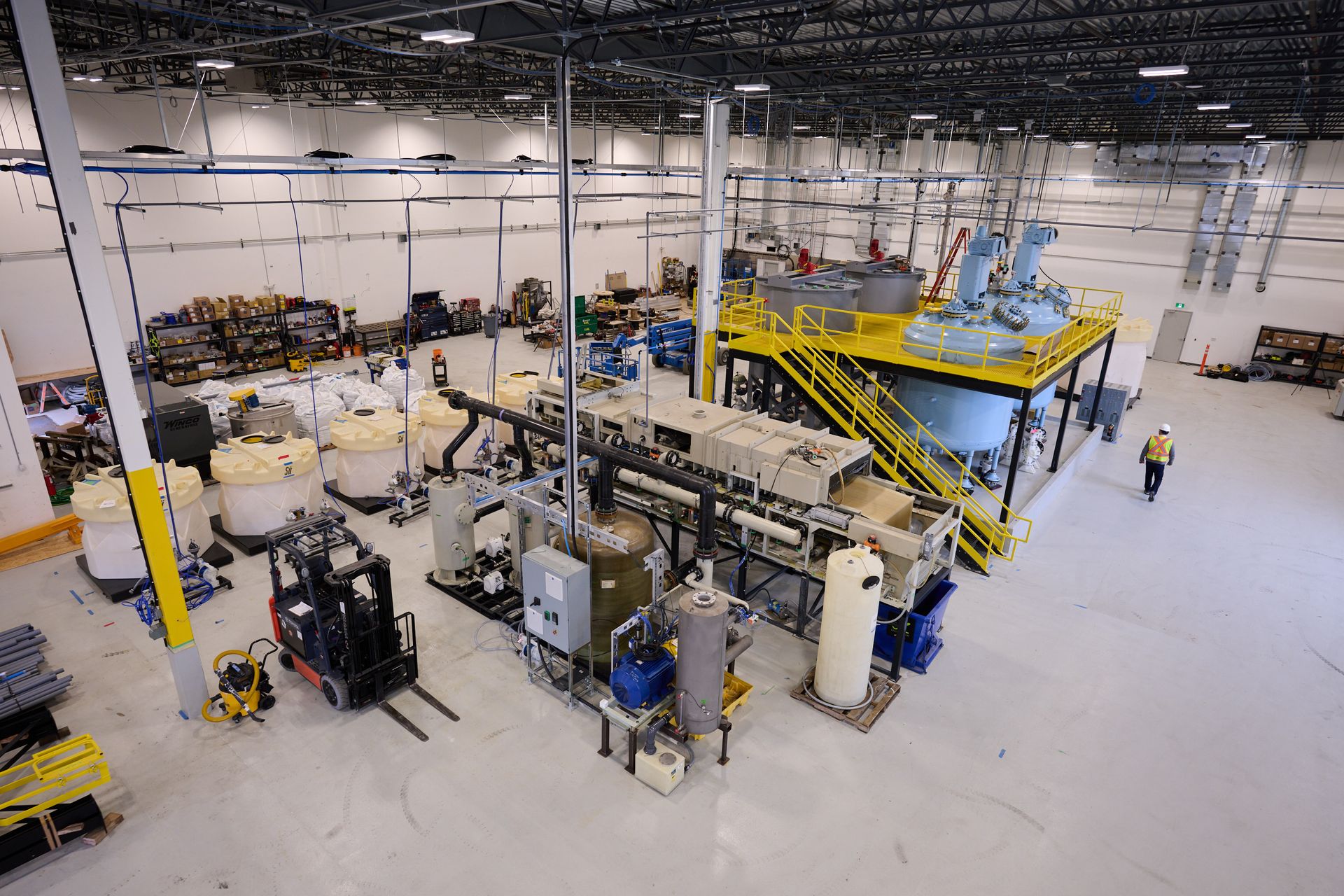 Contribution: • TRANSFORMING LOW-GRADE MINE WASTE INTO A PROFITABLE ...