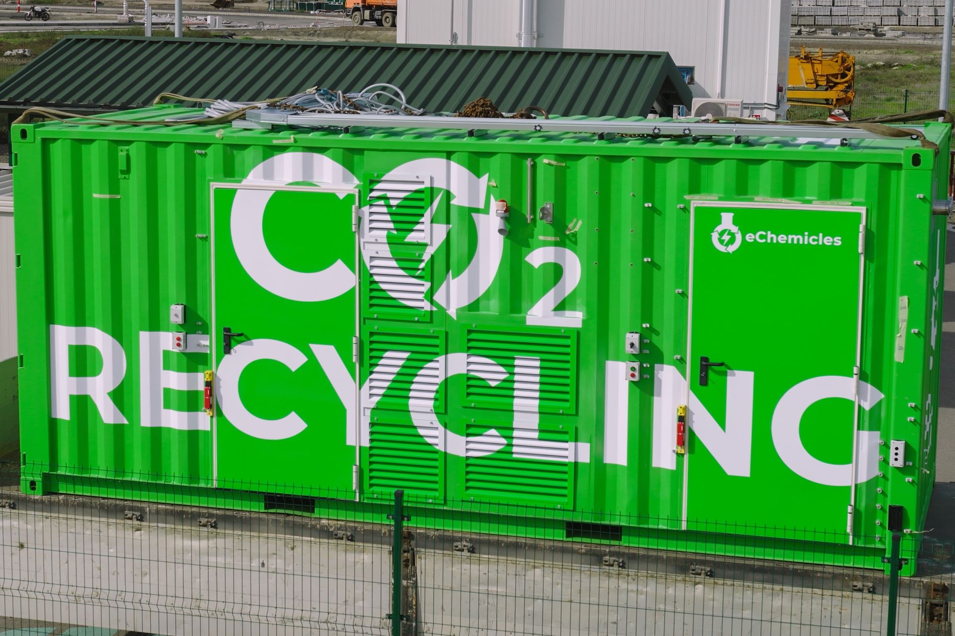 Contribution: Conversion of CO2 to CO through electrolysis